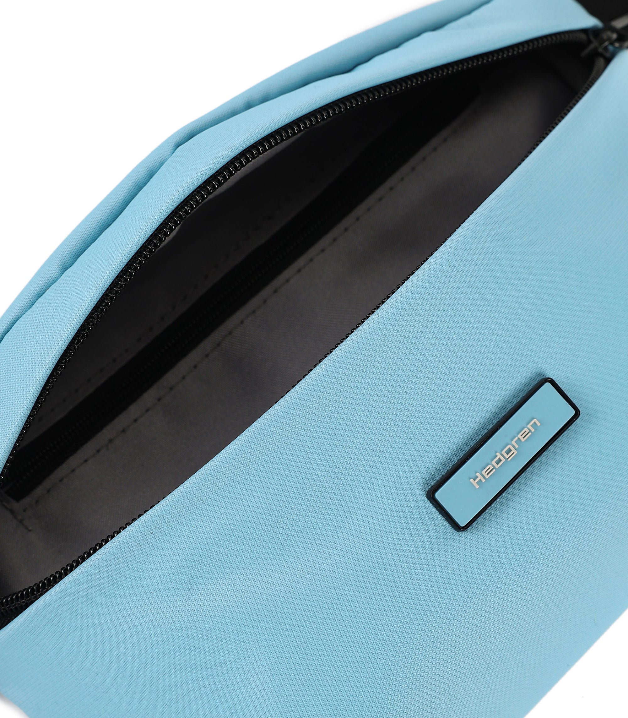 HEDGREN – The Travel Club PH